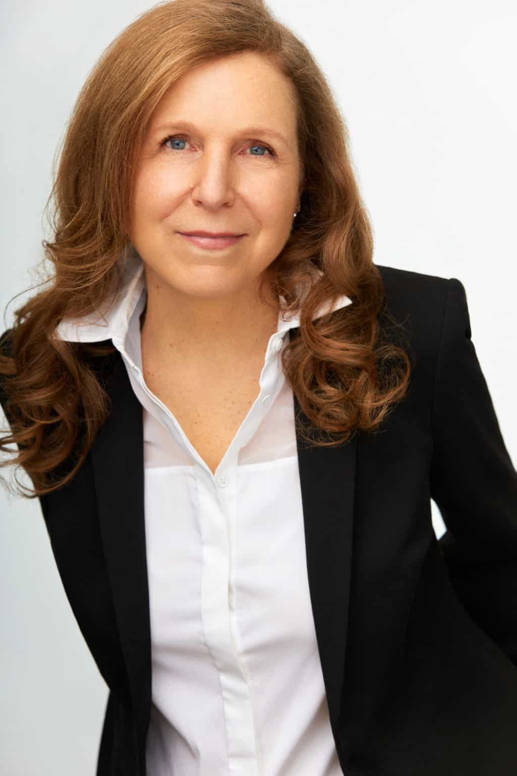 Carolyn Enger at the First Universalist Parish of Chester - The Vermont ...