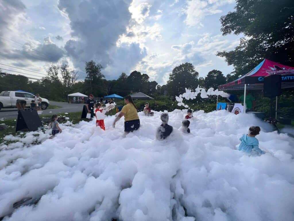 Springfield Duck Run a success - The Vermont Journal & The Shopper