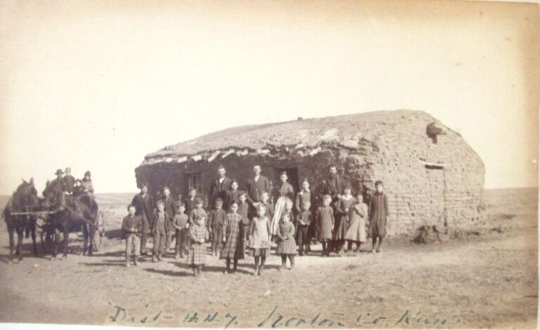 Building a sod house - The Vermont Journal & The Shopper