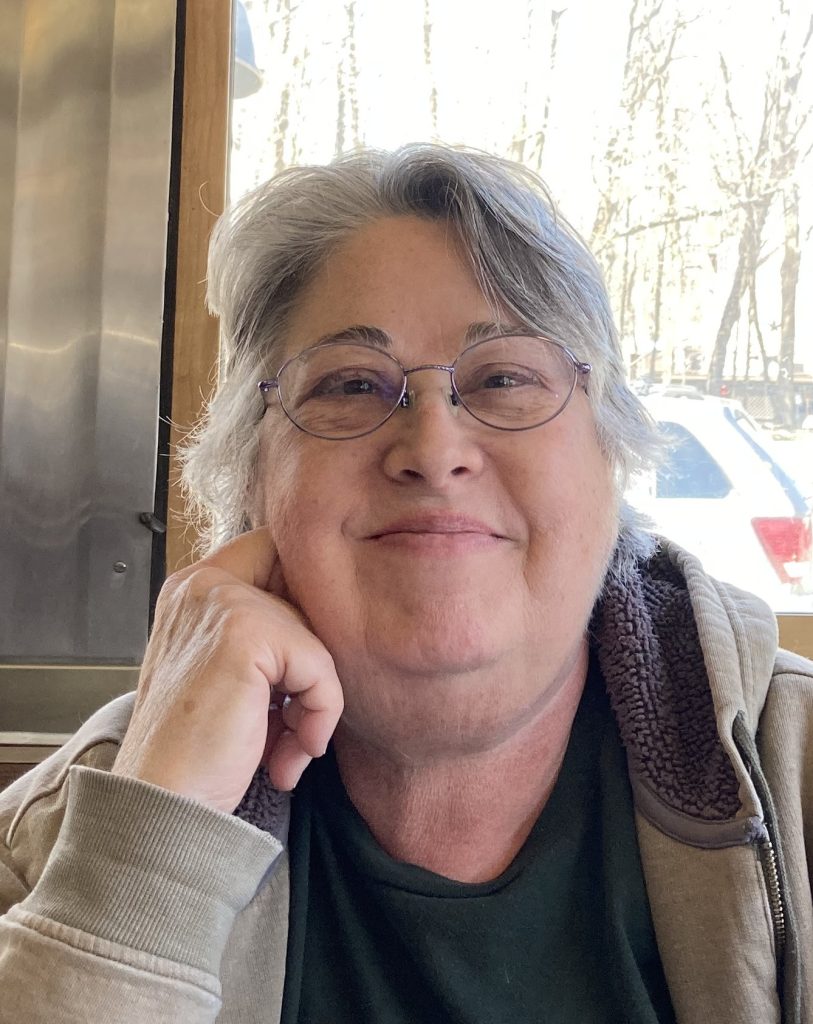 Lisa L. Simmons, 1962-2026 - The Vermont Journal & The Shopper